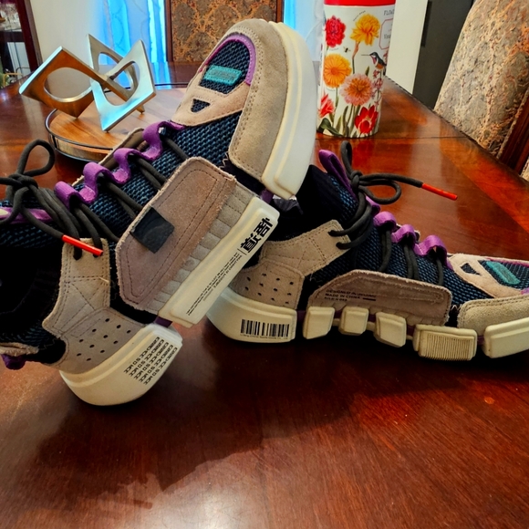 li-ning | Shoes | Lining Essence Ace Emerald Green Beige Agbn695 Us 95 ...